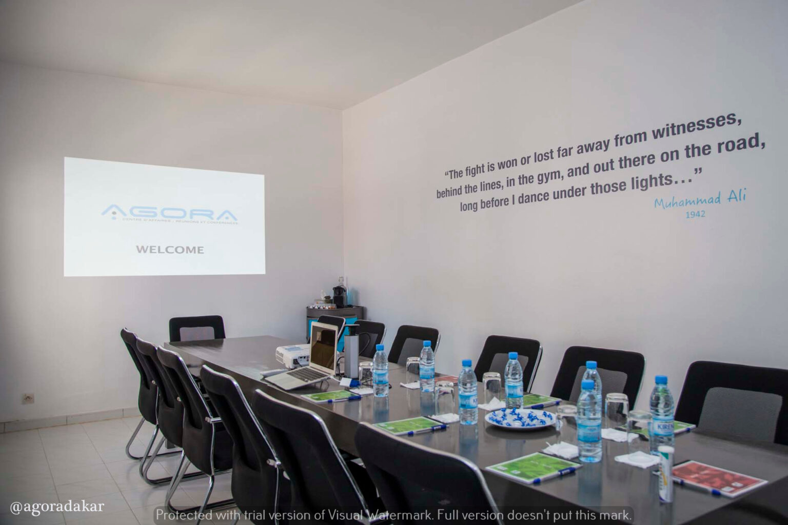 Salles de Formation & Conférence. – AGORA Center